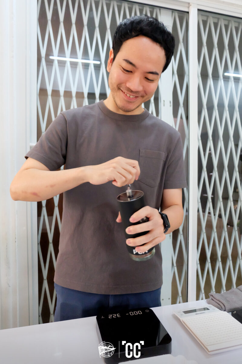 ประยุทธ์ - อนุวัต ธนสิทธิพันธ์ พี่น้องสองแชมป์แห่ง Stack Coffee - บ้านและสวน ExplorersClub