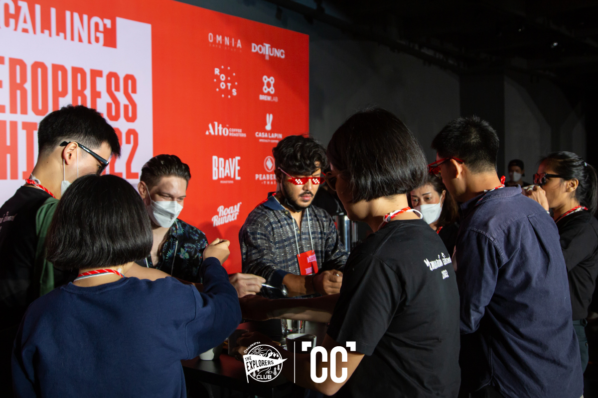 ประยุทธ์ - อนุวัต ธนสิทธิพันธ์ พี่น้องสองแชมป์แห่ง Stack Coffee - บ้านและสวน ExplorersClub