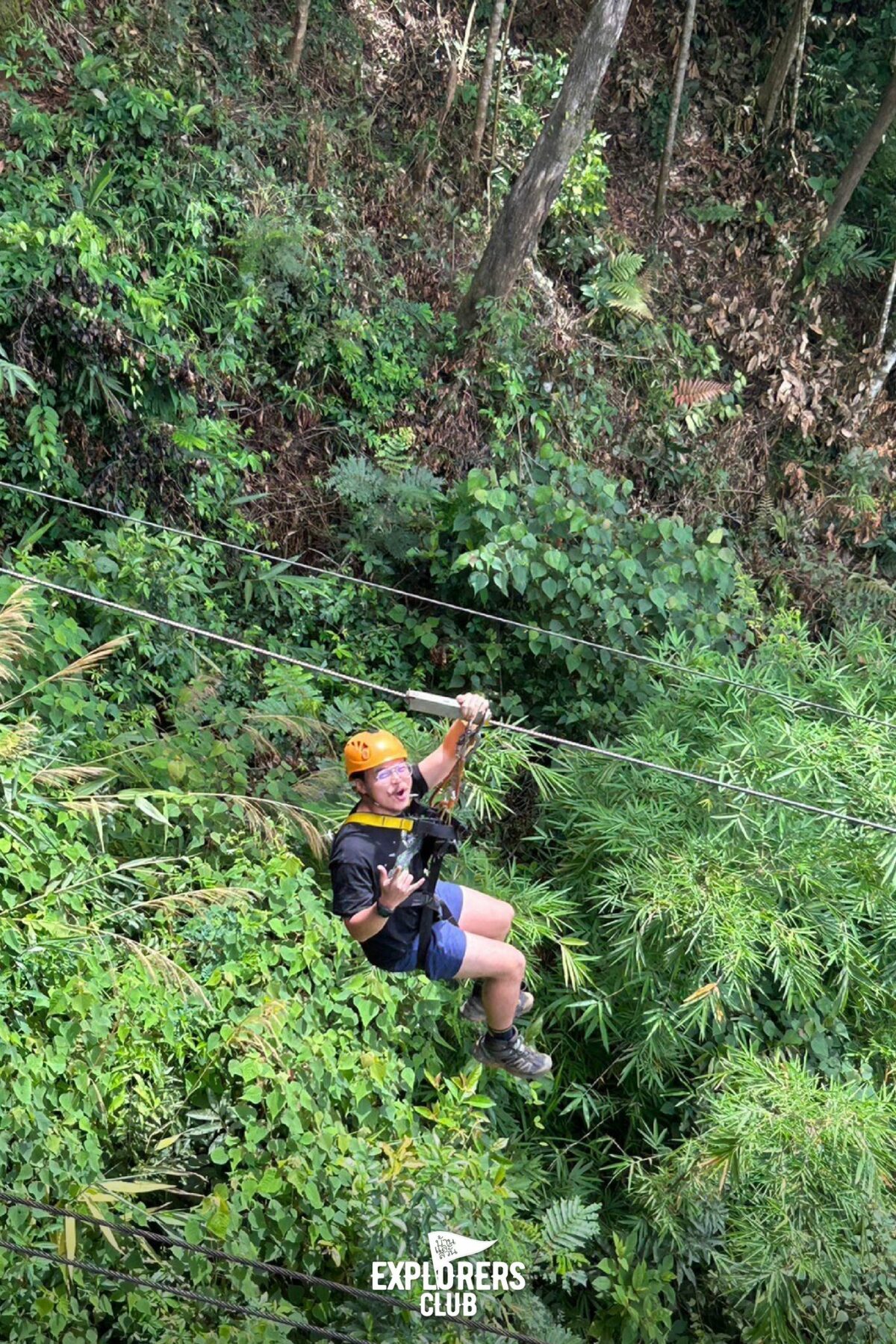 อยู่บ้านดีๆ ไม่ชอบ ชวนกันเดินตากฝน ขึ้นไปนอนบน ที่ราบสูงโบลาเวน