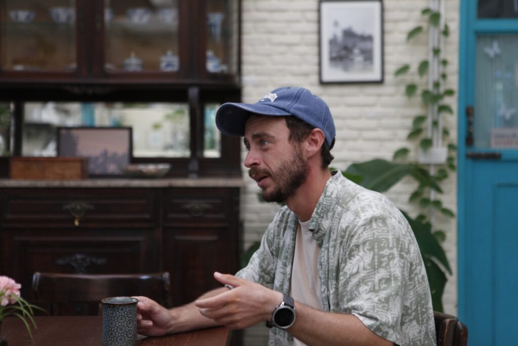 Christopher James Russell หนุ่มจากแดนไกล วิ่งจากแม่สาย ไปเบตง